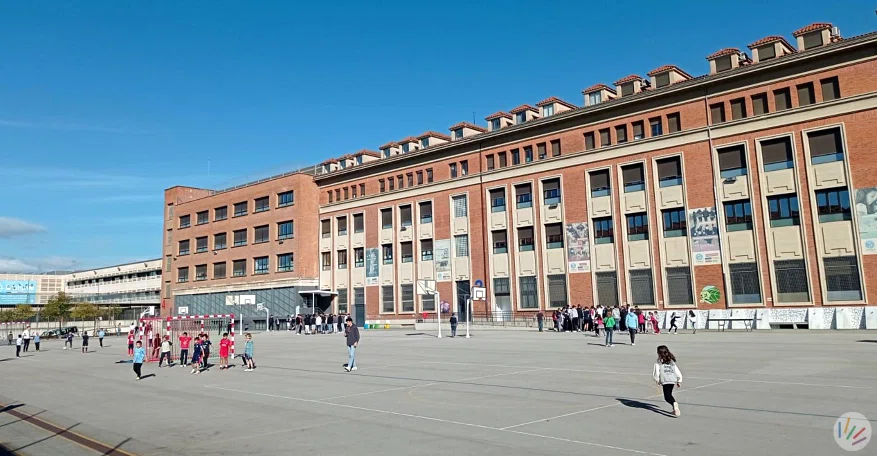 CHARLA EN COLEGIO JESUITAS DE PAMPLONA, PROYECTO "HISTORIA DEL TERRORISMO" • Estamos con las ...